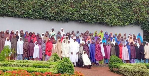 More Photos from President Buhari Meeting with Rescued Dapchi ...