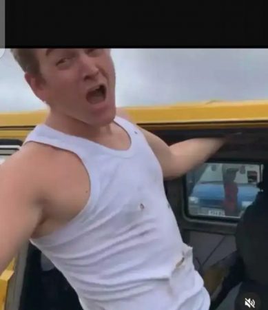 Moments A White Man Is Seen Working As A Bus Conductor In Lagos - Gistlover