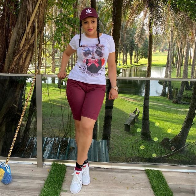 51 And Fantablous! Actress Lilian Bach Rocks the Internet with Lovely ...