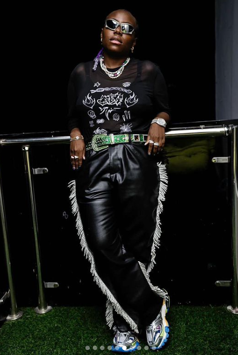 Teni wows fans as she shows off a slimmer figure in new photos - Gistlover