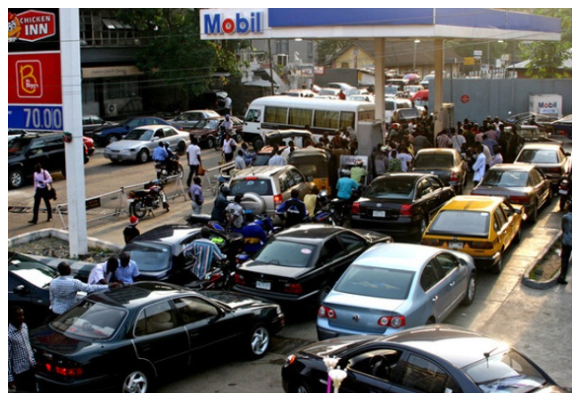 Long Queues Resurface in Enugu Fuel Stations Amid NLC Strike - Gistlover