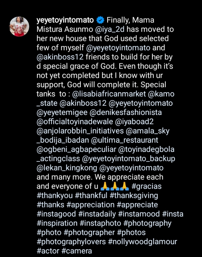 Toyin Tomato and Colleagues celebrates with Iya 2D as she moves into ...