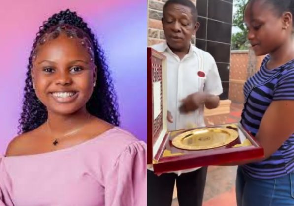 Nollywood Teen Actress Uche Presents Her Award to Nkem Owoh For ...