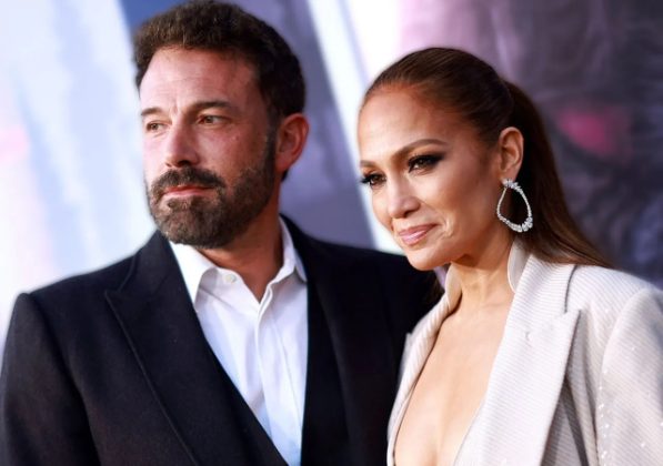 Jennifer Lopez officially files to remove Ben Affleck’s last name in her divorce papers - Gistlover