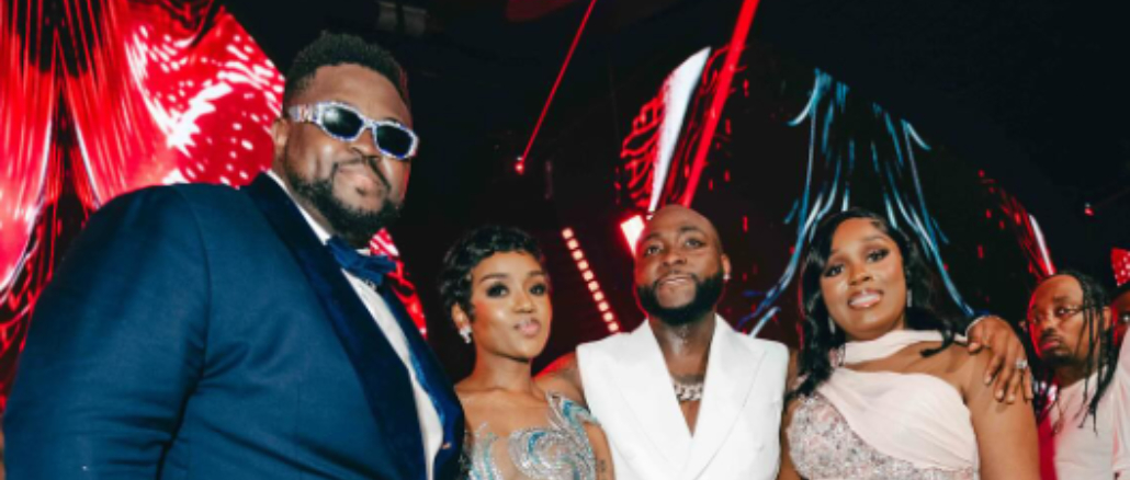 Davido’s Elder Brother Congratulates Davido and Chioma Following Their ...